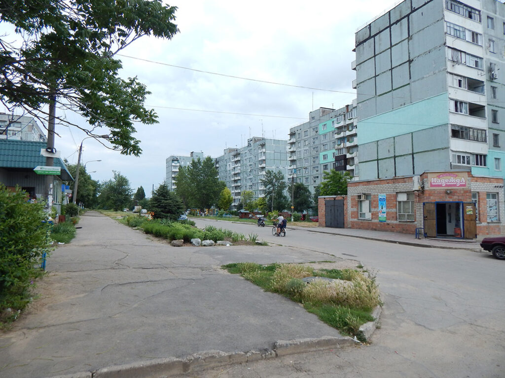 The city of Stepnogorsk and the abandoned Tavrichesky mining and ...